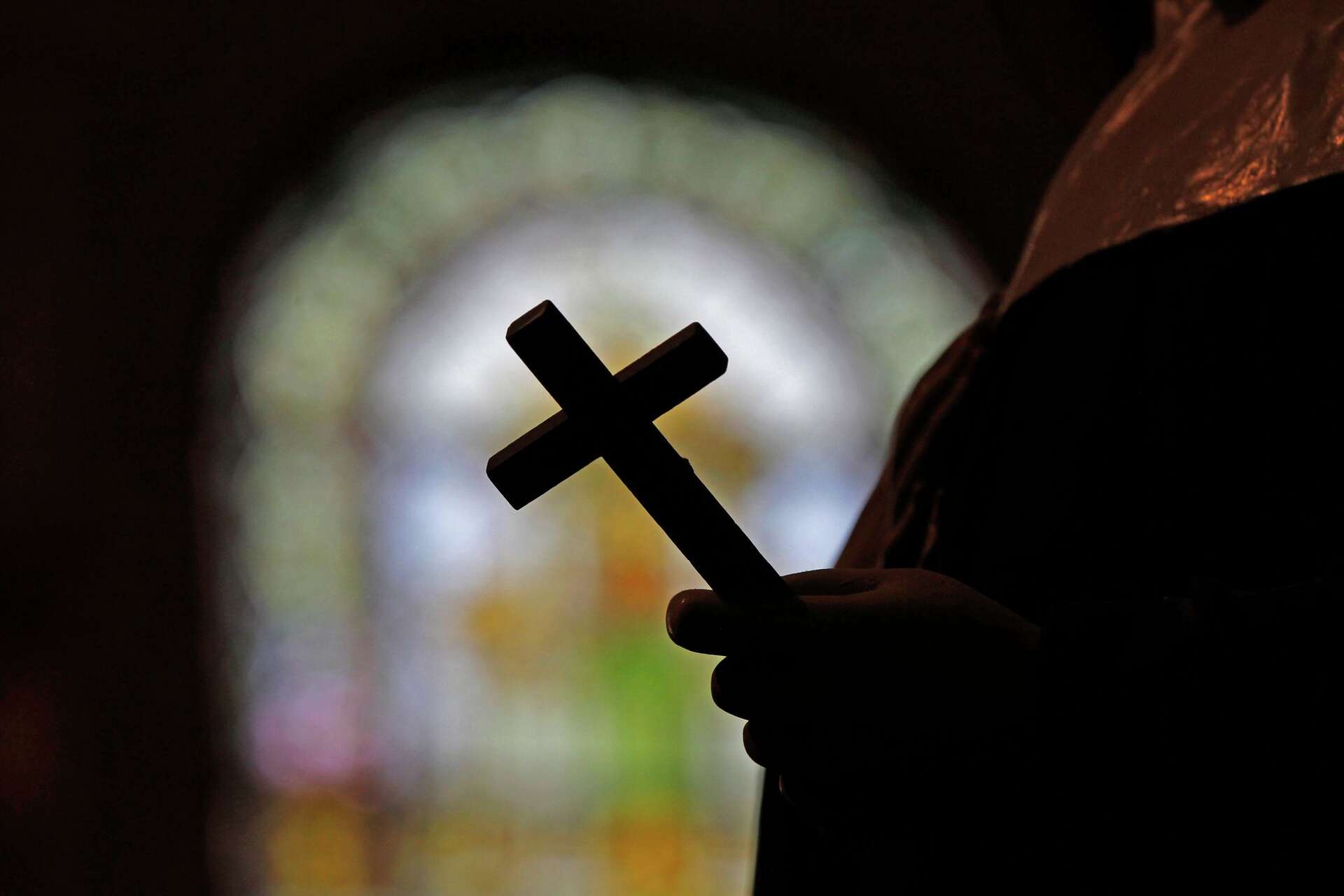 A look at the largest clergy abuse settlements reached by Catholic ...