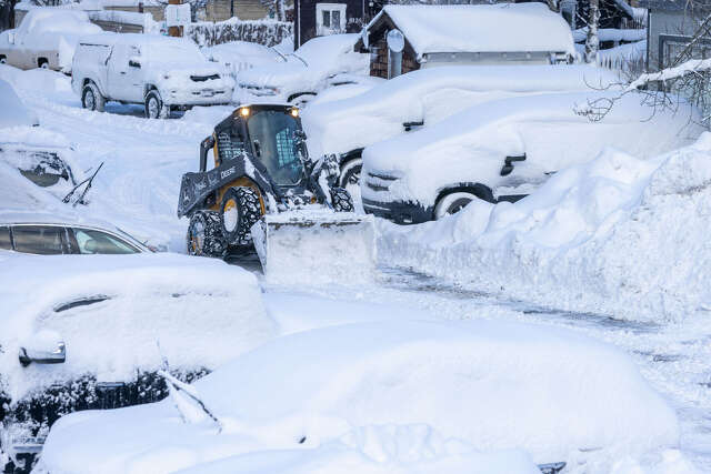 Deadly Tahoe storm drops over 5 feet of snow in 3-day stretch