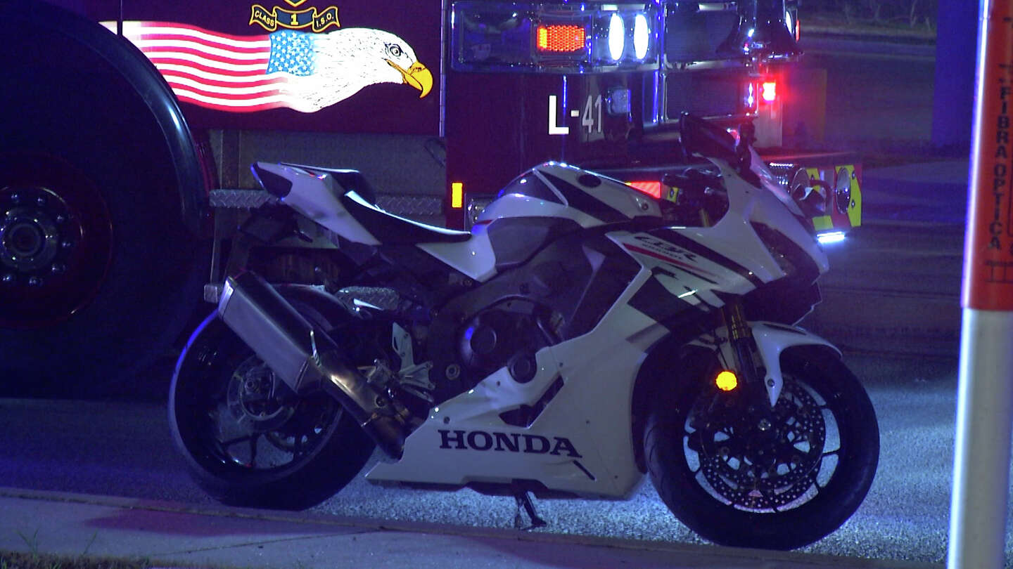 Woman dies after falling off motorcycle on Culebra Road