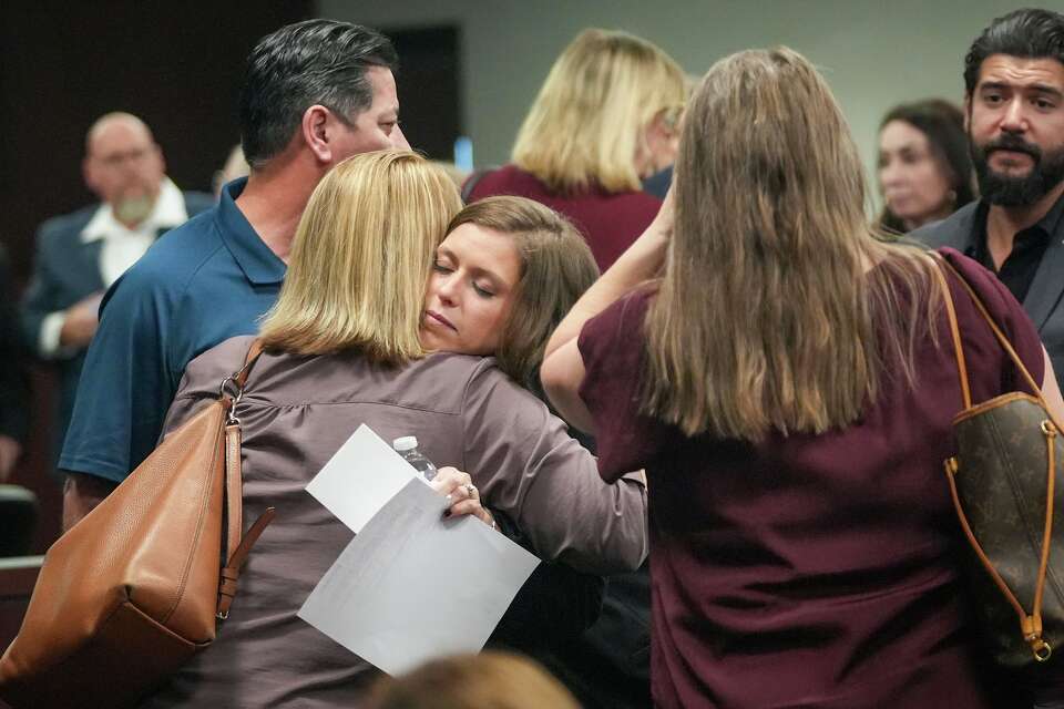 Austin yogurt shop murders hearing: See exoneration photos