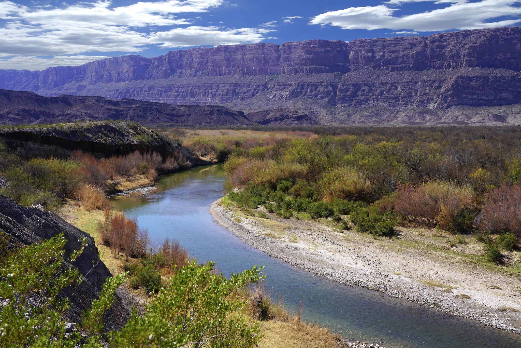 Conservation groups push back on border wall in Big Bend National Park