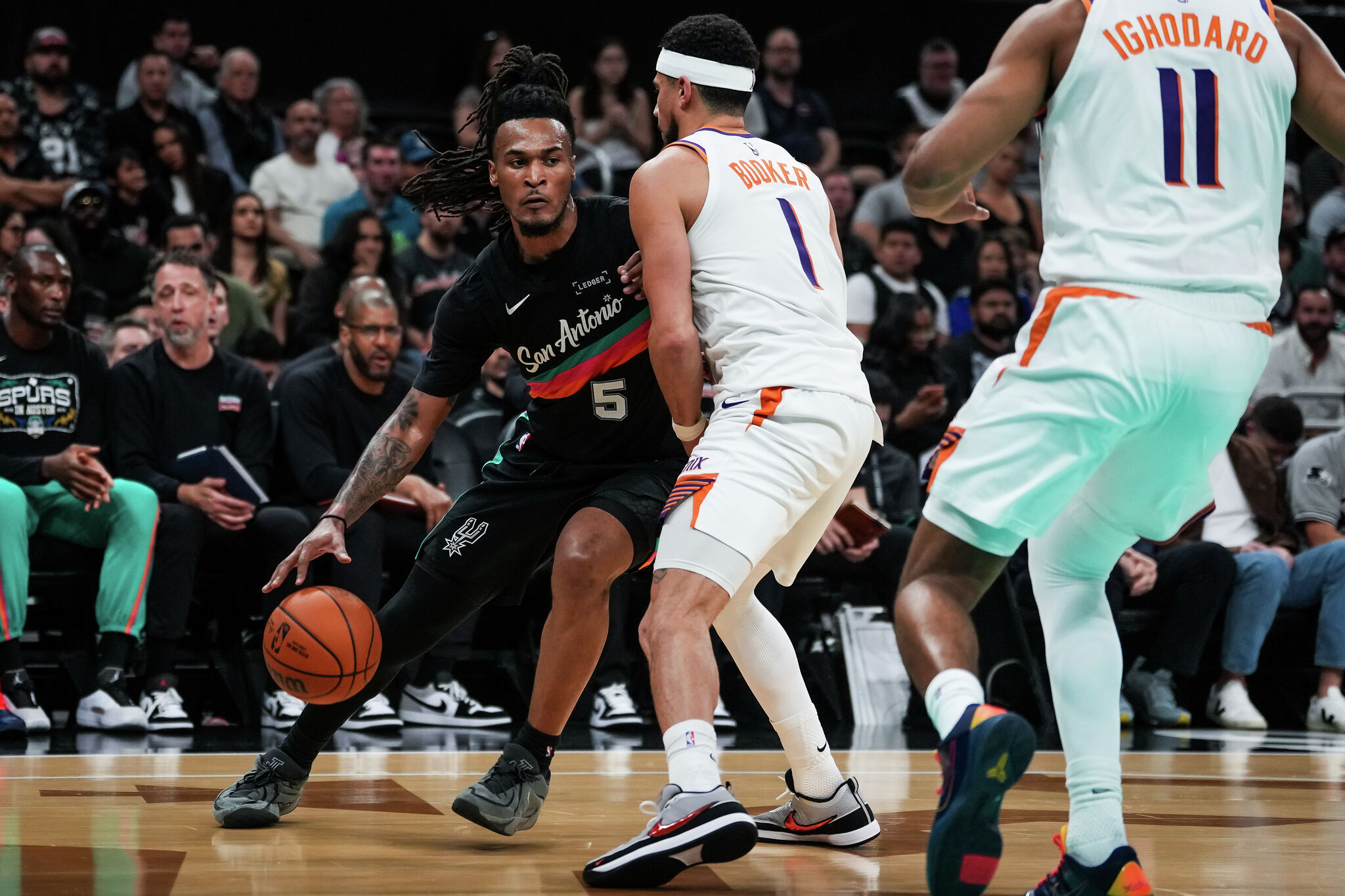 3 takeaways as Spurs take down Suns in Austin's Moody Center
