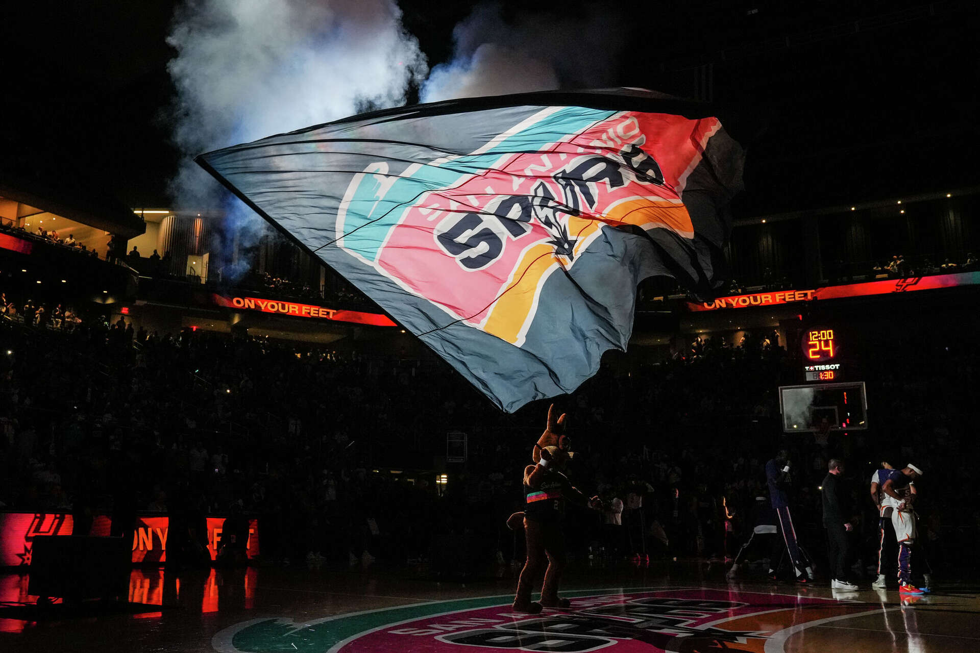 Why the Spurs will bang the drum a lot longer than the Kings lit beam