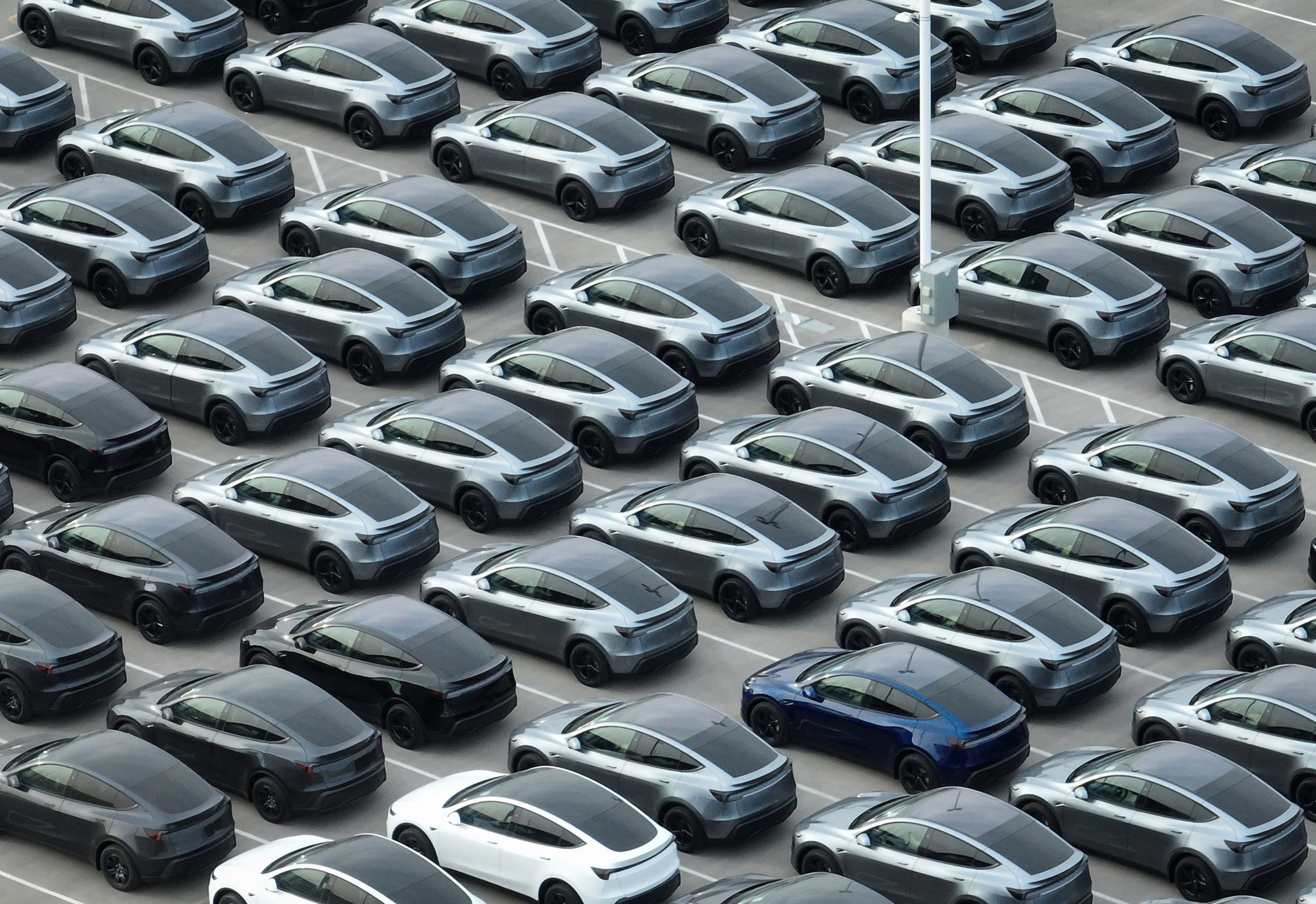 Tesla raises Model Y prices. Here’s what higher-end SUVs now cost