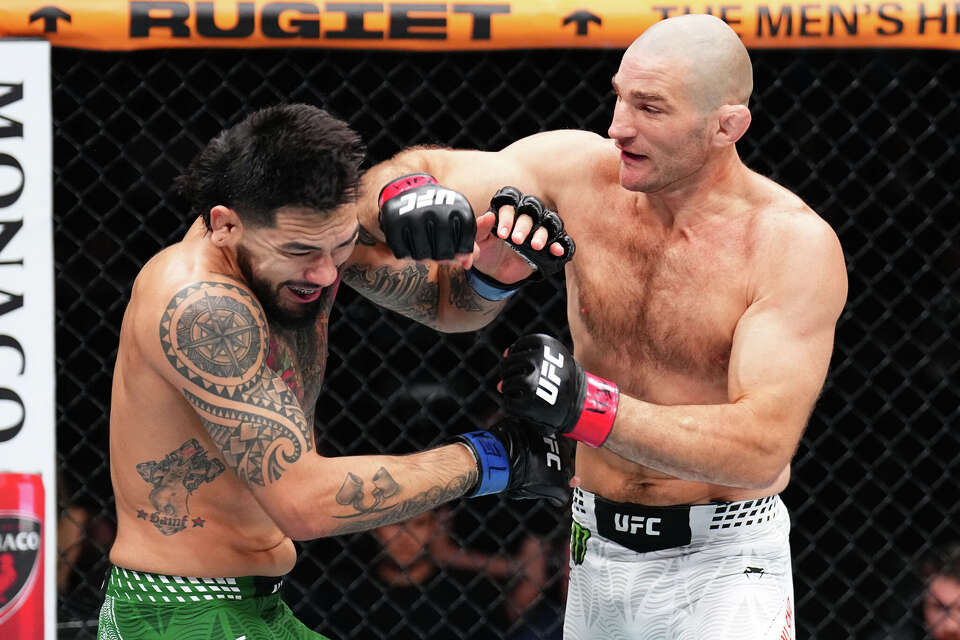How Sean Strickland beat Anthony 'Fluffy' Hernandez on UFC Fight Night