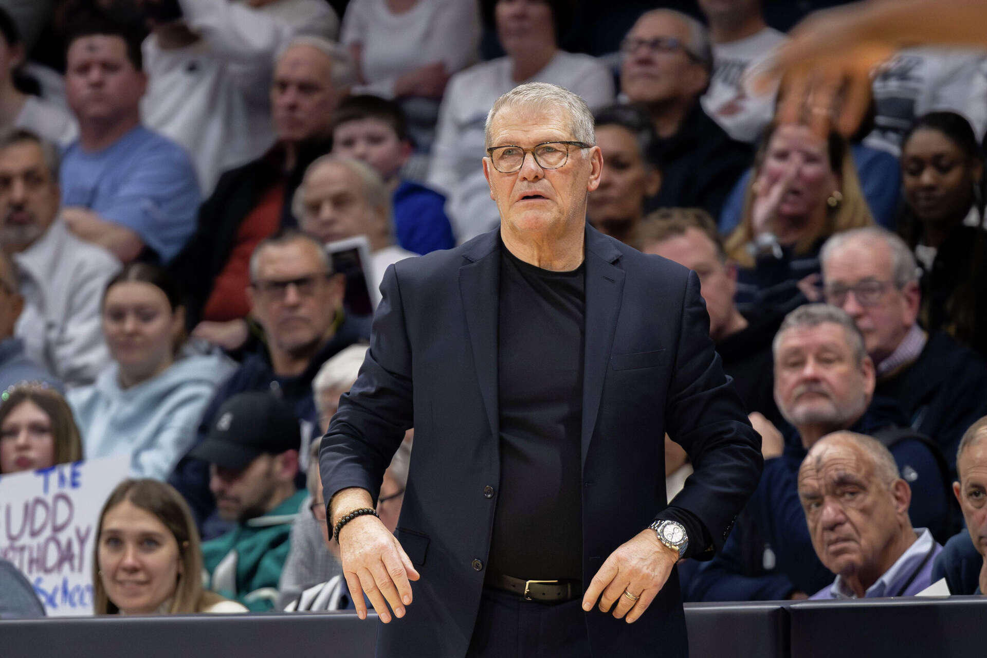 Geno Auriemma reacts to UConn's Tage Thompson's gold medal