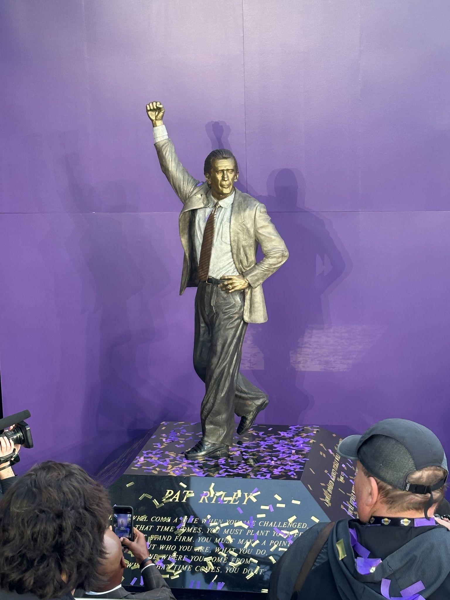 Lakers unveil statue of Pat Riley, the coaching mastermind of their ...