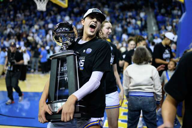 With Big Ten title clinched and a 21-game winning streak, No. 2 UCLA ...