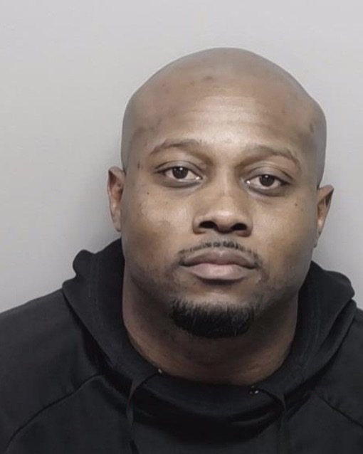 Man arrested in deadly New Year's shooting at Stout House bar