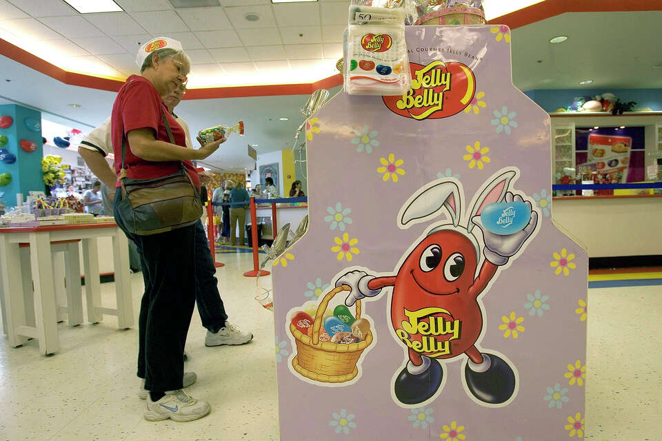 Candy maker to lay off 69 employees at Fairfield headquarters