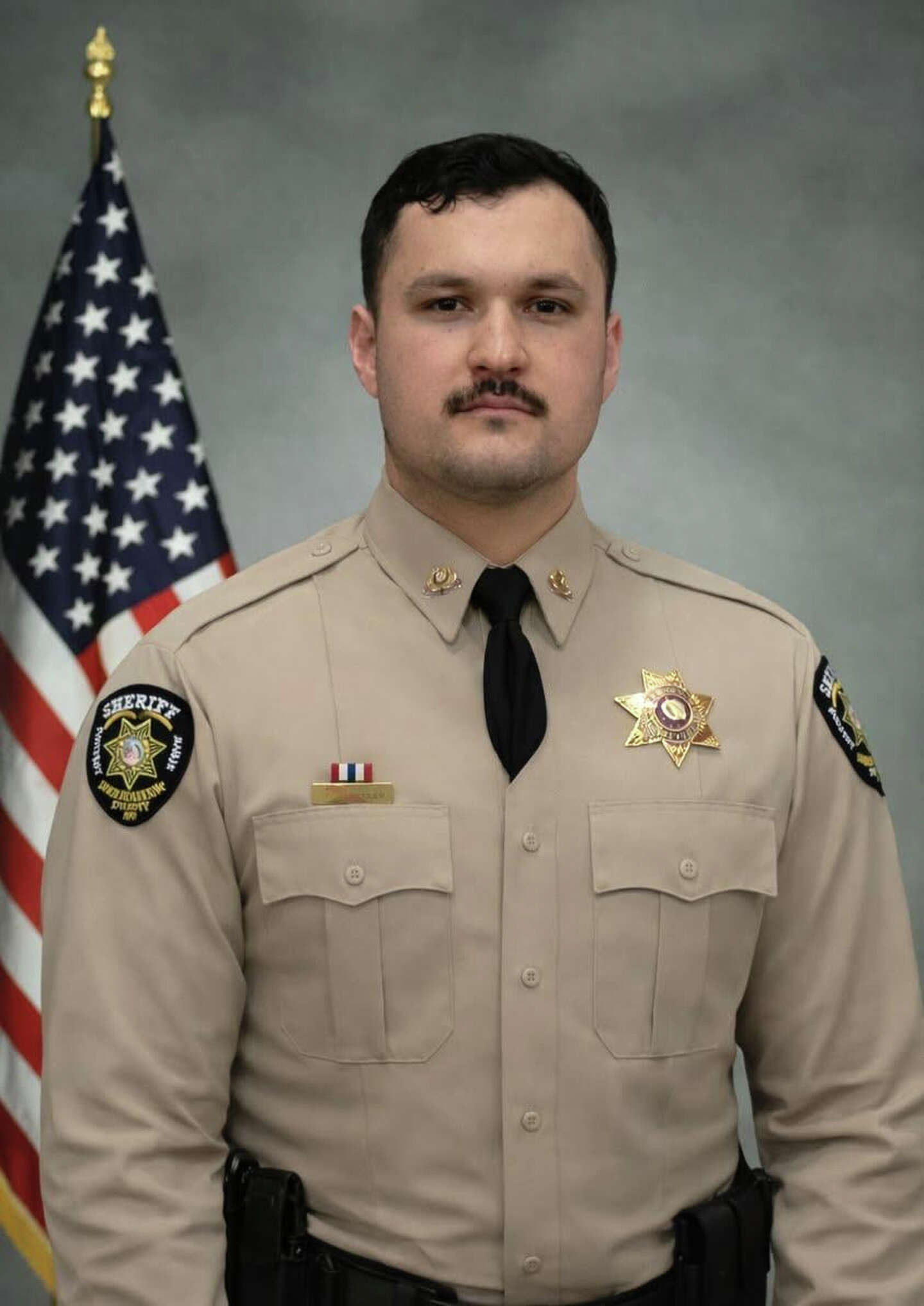 2 Missouri sheriff's deputies fatally shot, 2 others wounded ...
