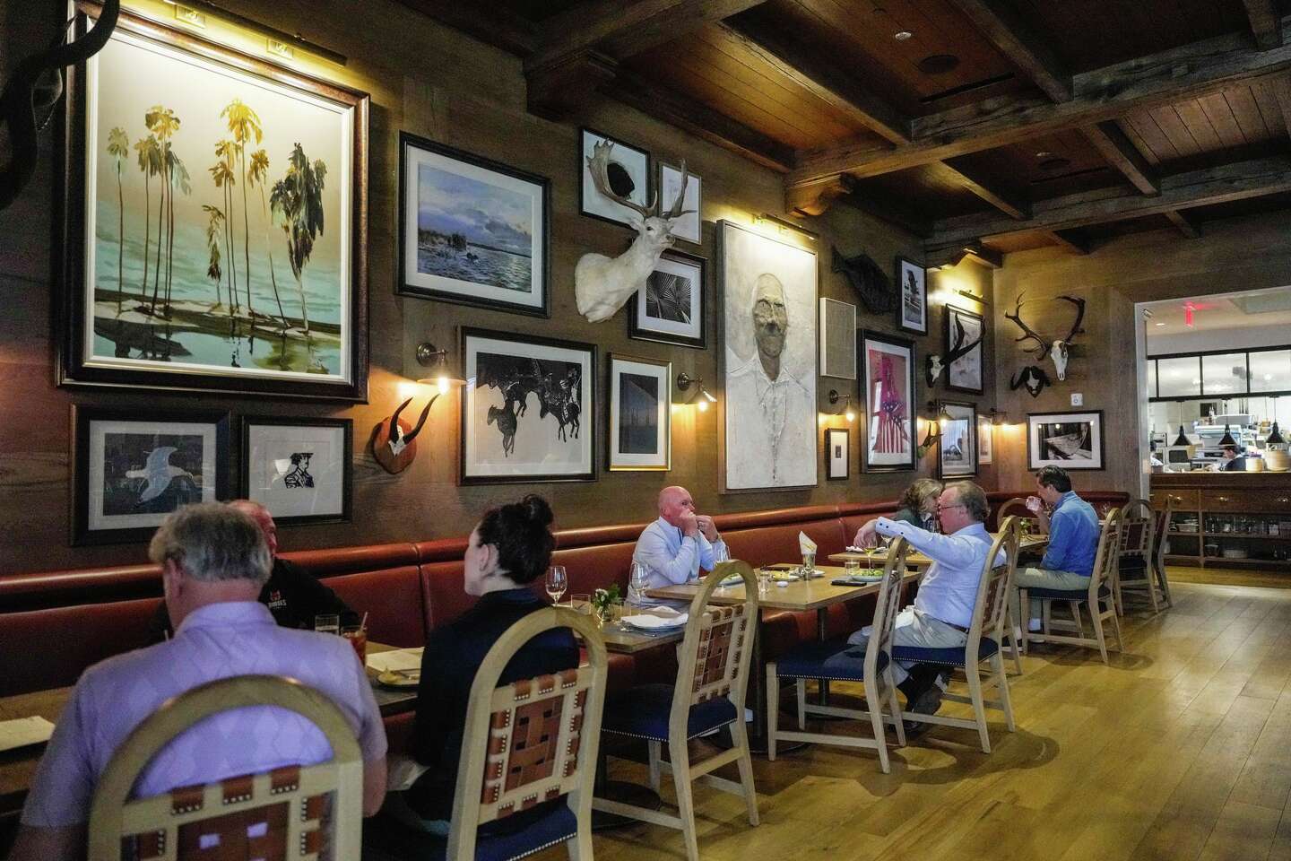 Latuli review: Bryan Caswell returns with ambitious Houston restaurant