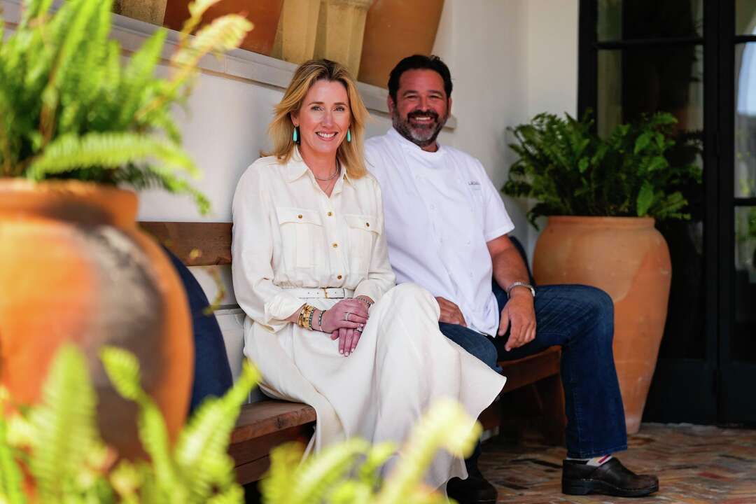Latuli review: Bryan Caswell returns with ambitious Houston restaurant