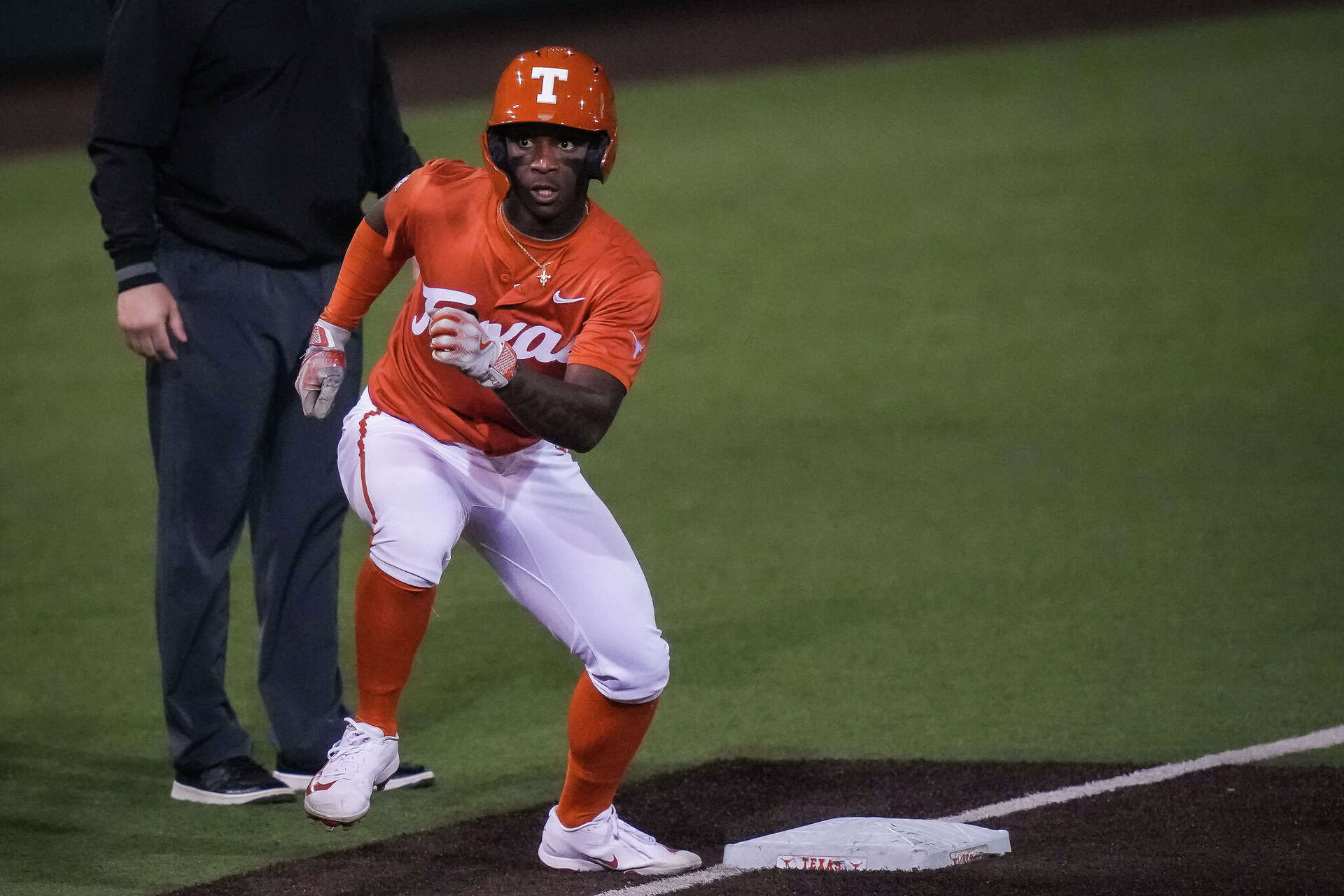 Texas baseball vs UTRGV game score: Replay, highlights