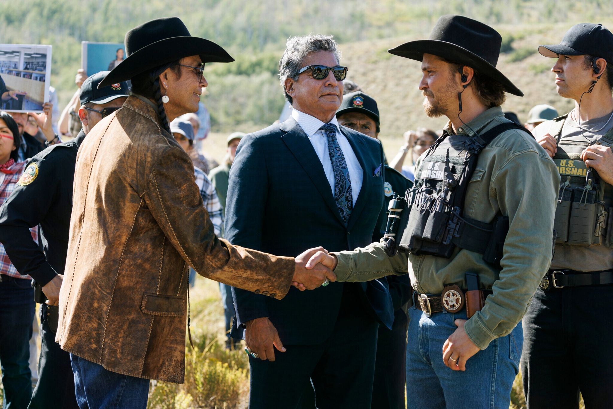 Luke Grimes returns as fan favorite Kayce Dutton in new 'Yellowstone ...