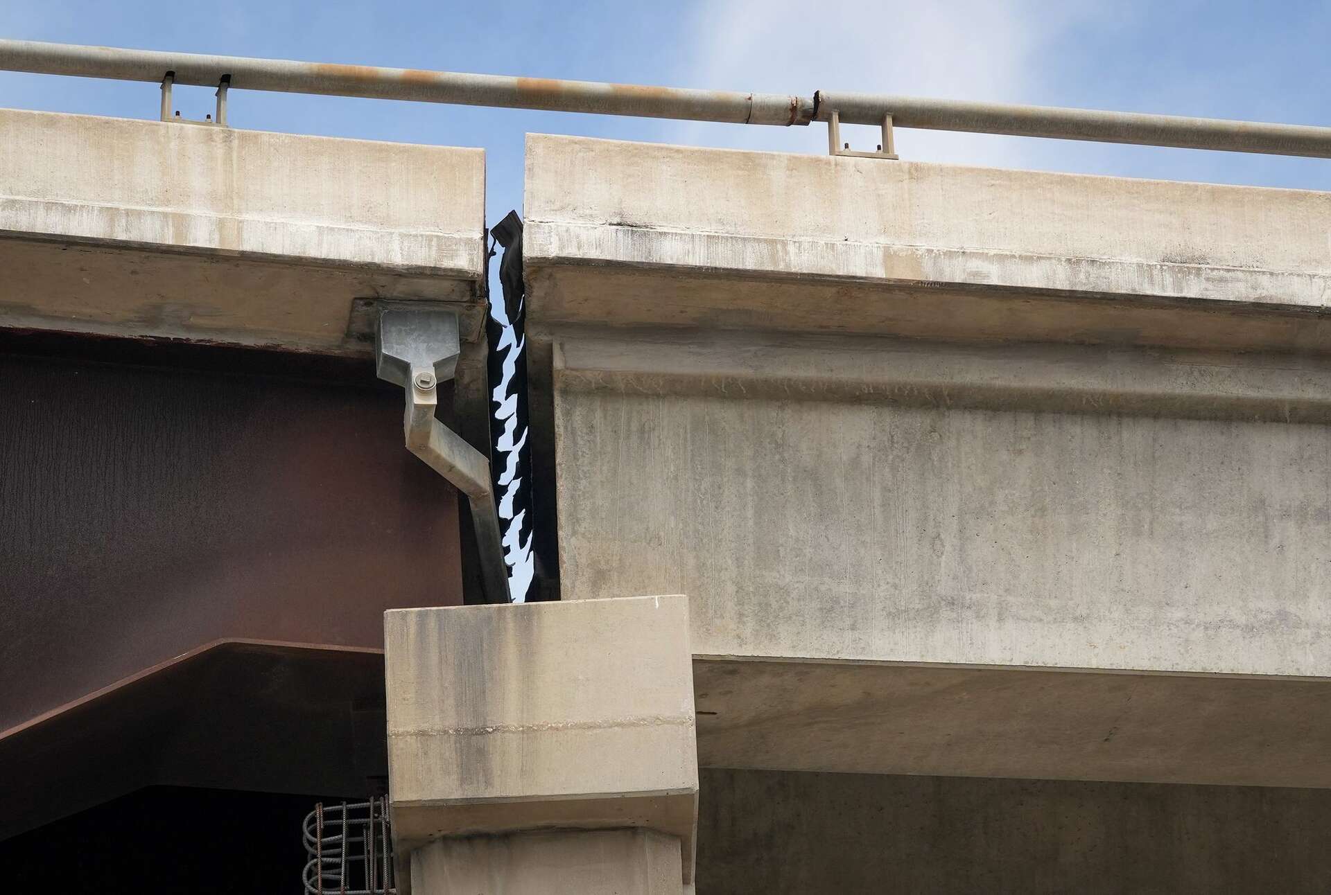 TxDOT to close US 290 flyover in Austin for repairs after viral video
