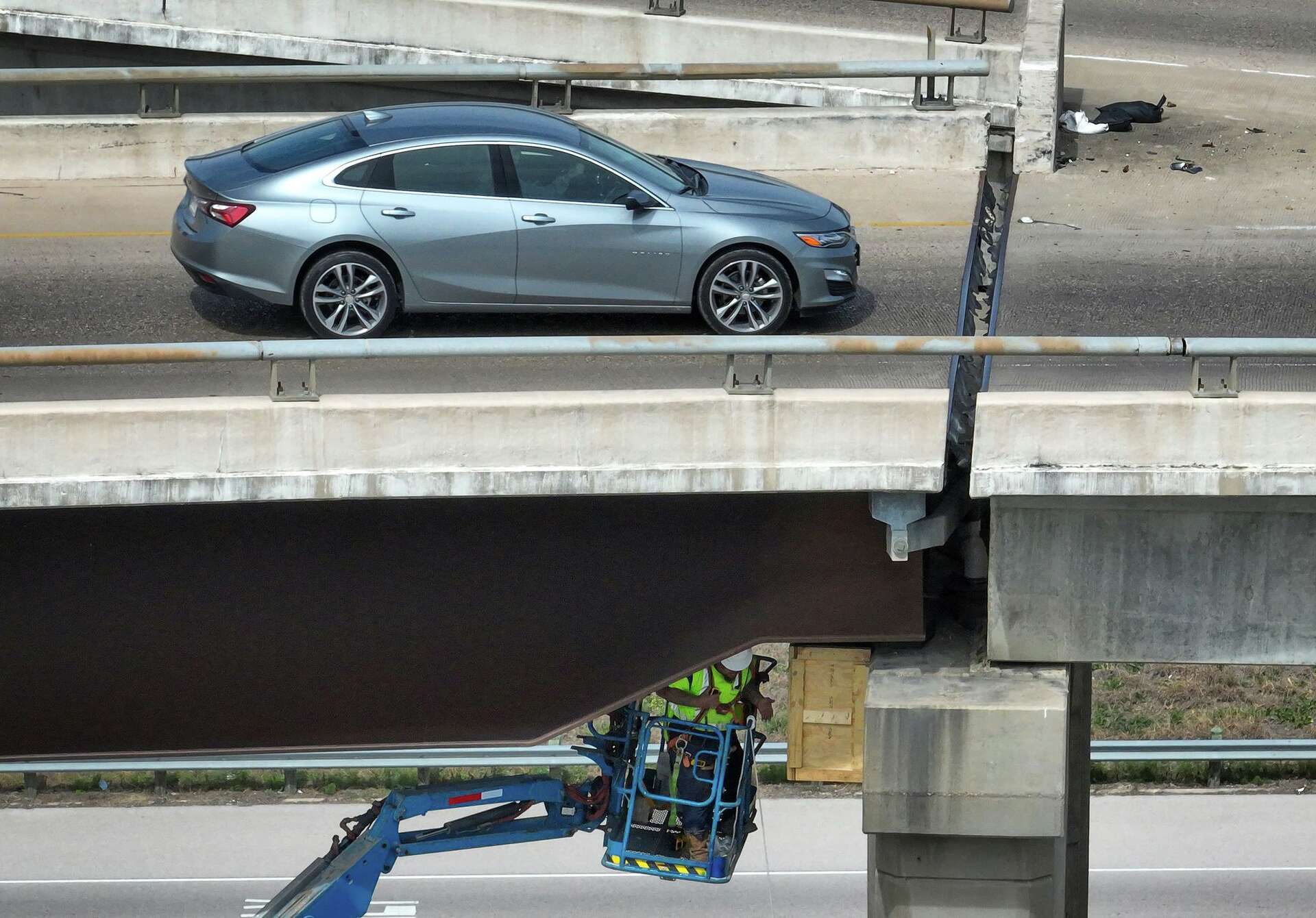 TxDOT to close US 290 flyover in Austin for repairs after viral video