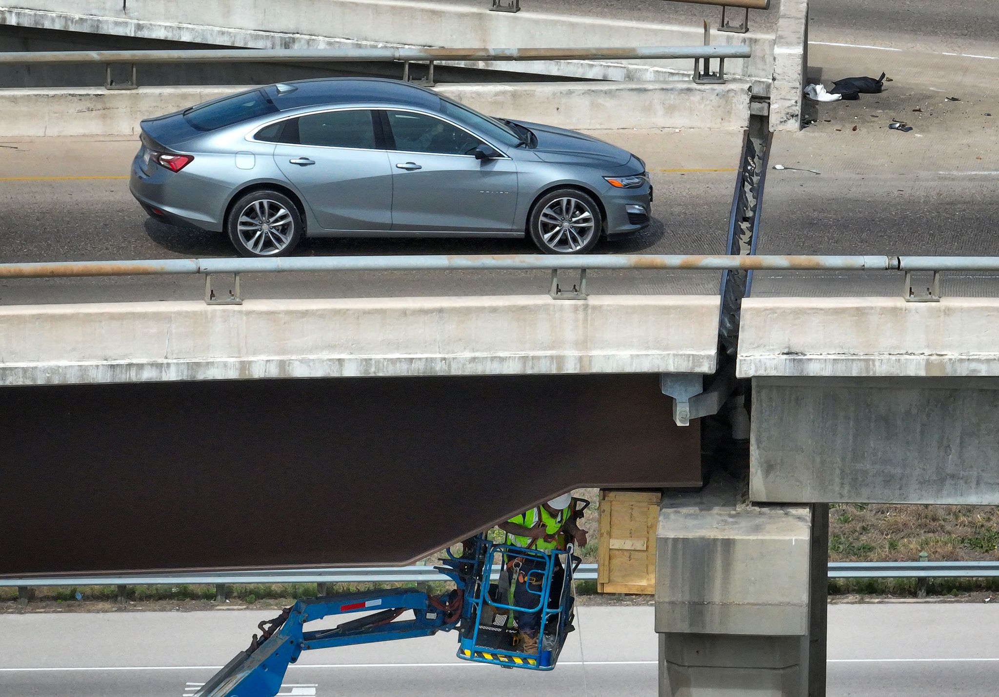 TxDOT to close US 290 flyover in Austin for repairs after viral video