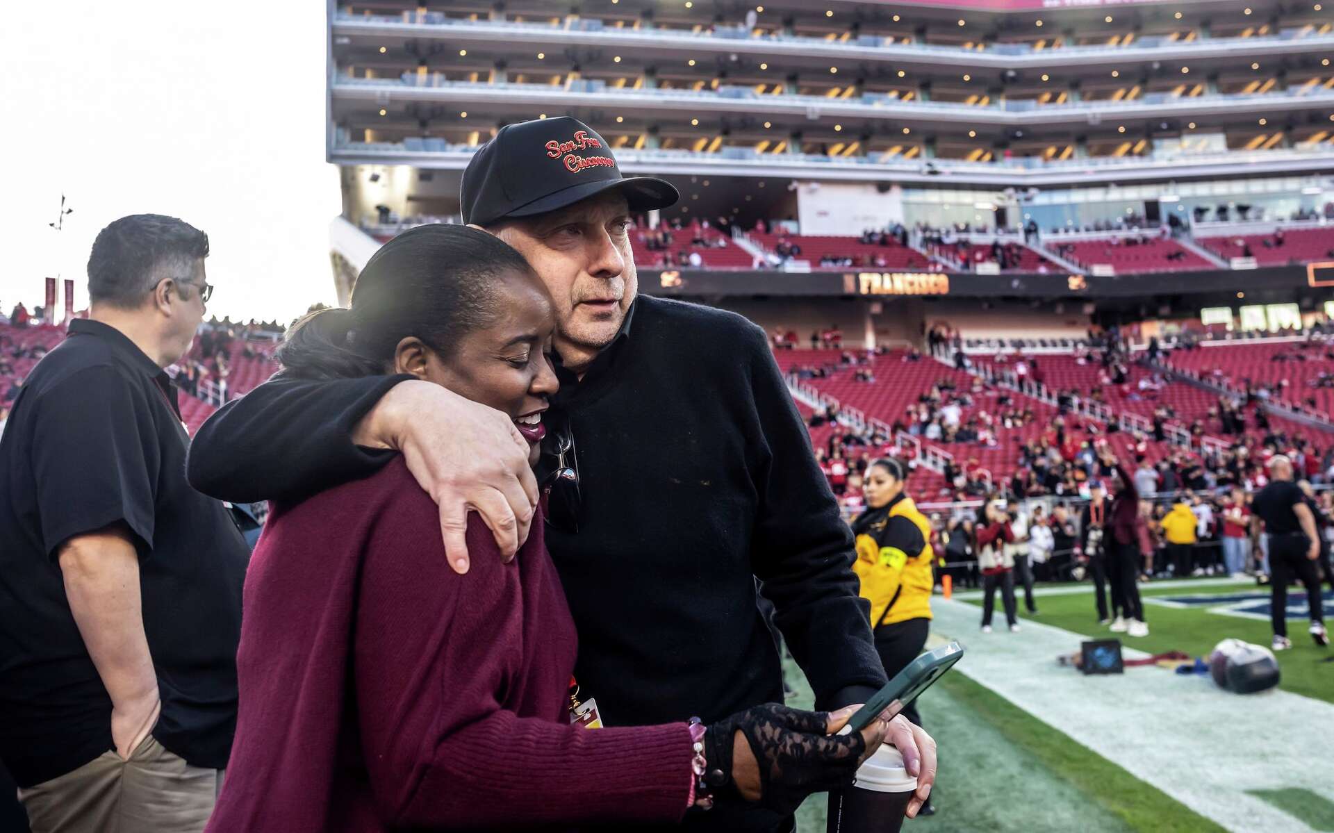 Announcer Greg Papa grateful to sister ahead of life-saving transplant
