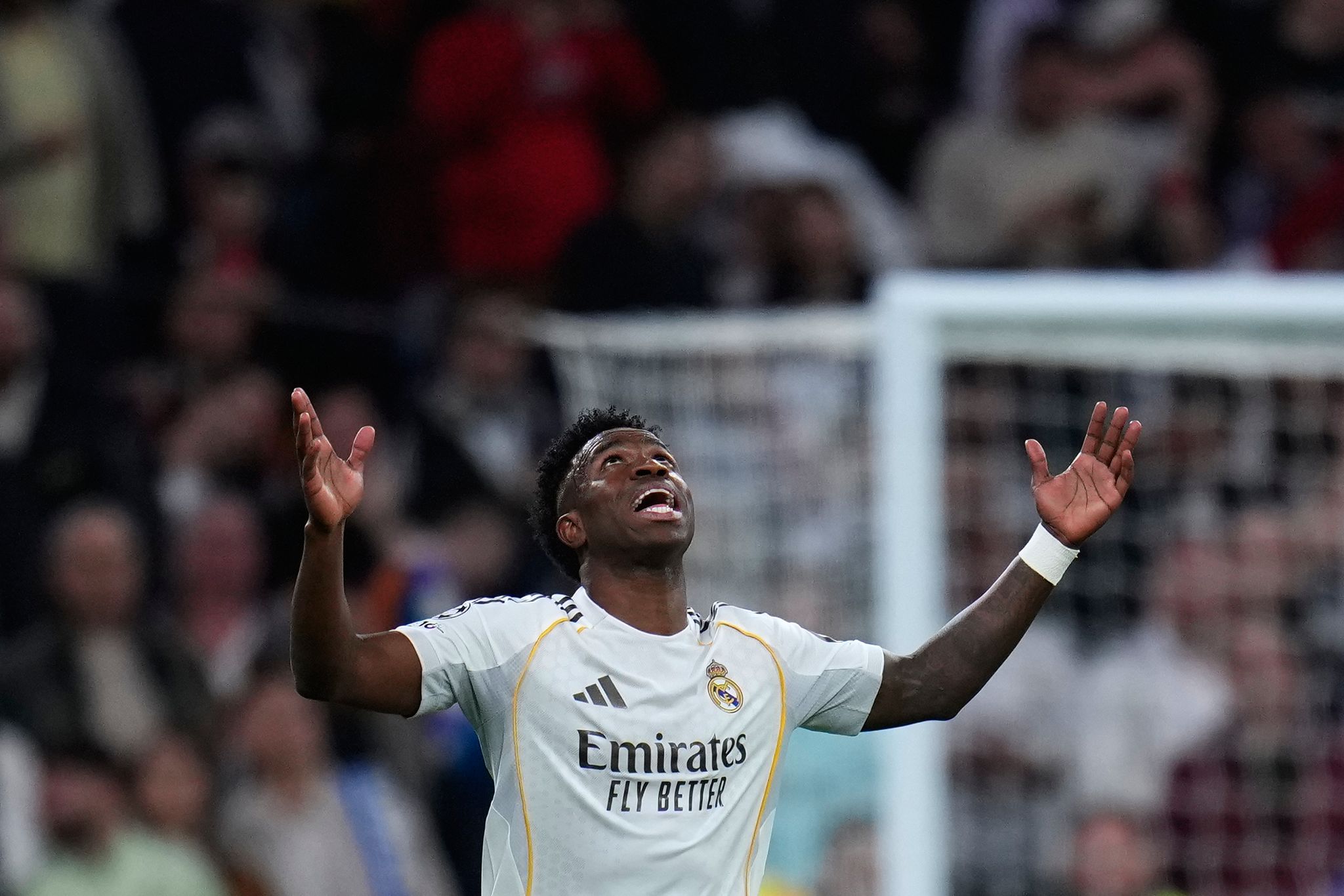 Champions League: Vinicius helps Real Madrid advance, PSG and Atalanta ...