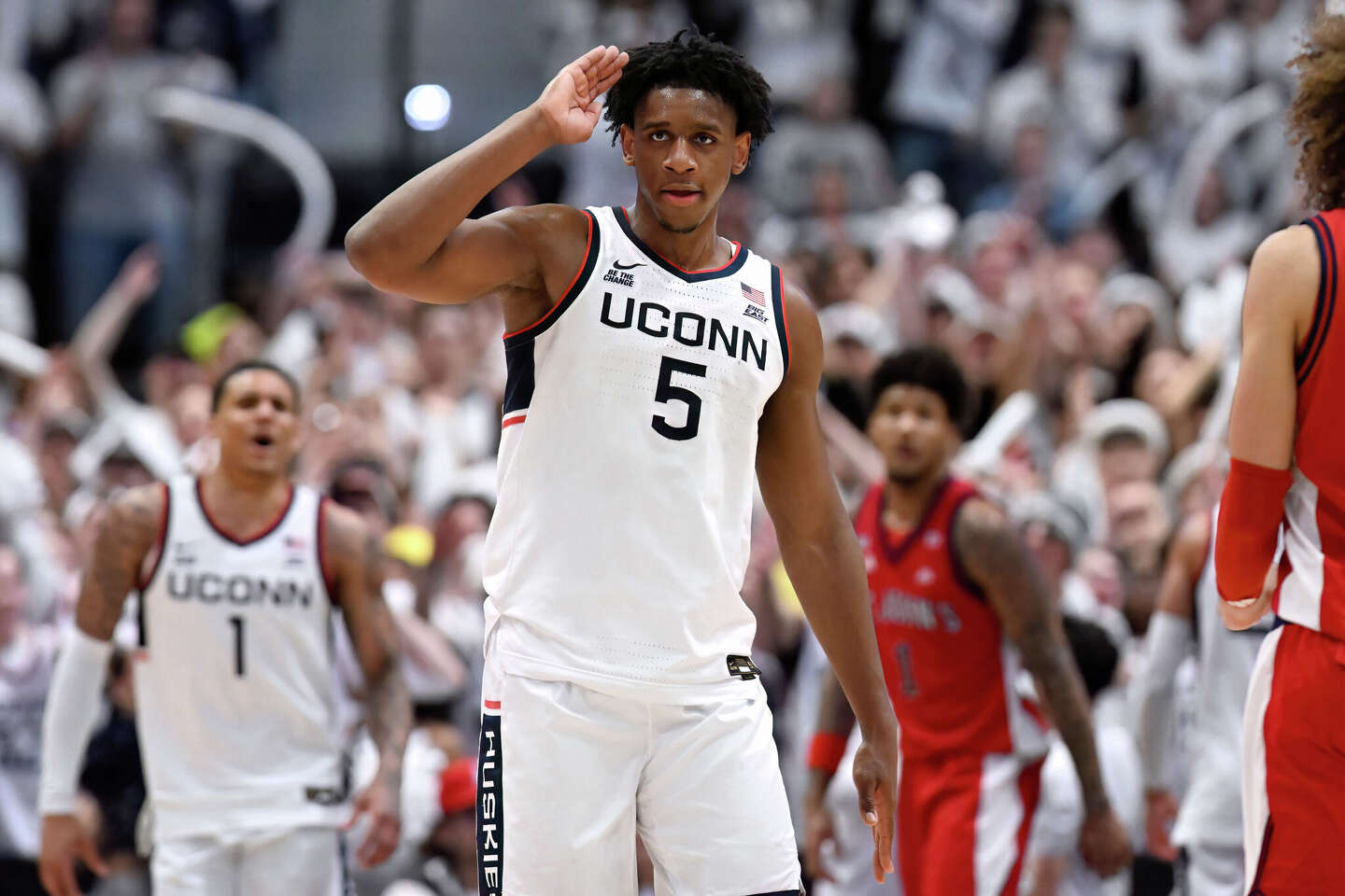 Tarris Reed Jr. aims to lead UConn to title parade in April