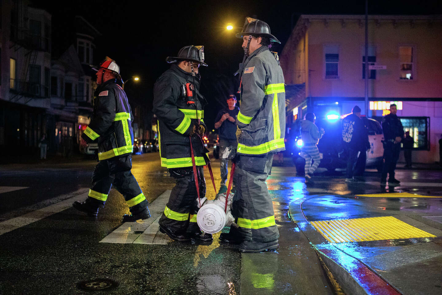 Driver hits fire hydrant, flooding street in S.F.’s Mission District
