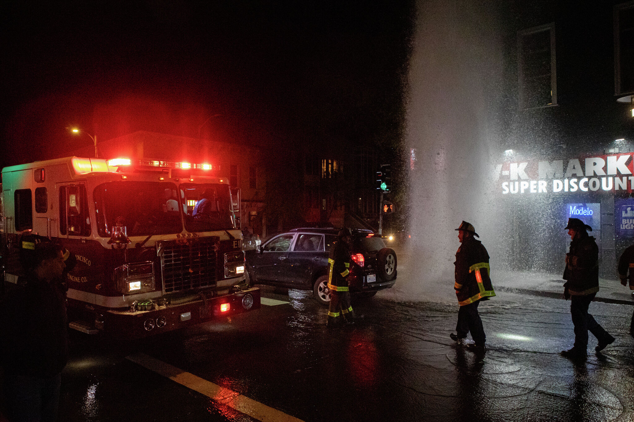 Driver hits fire hydrant, flooding street in S.F.’s Mission District