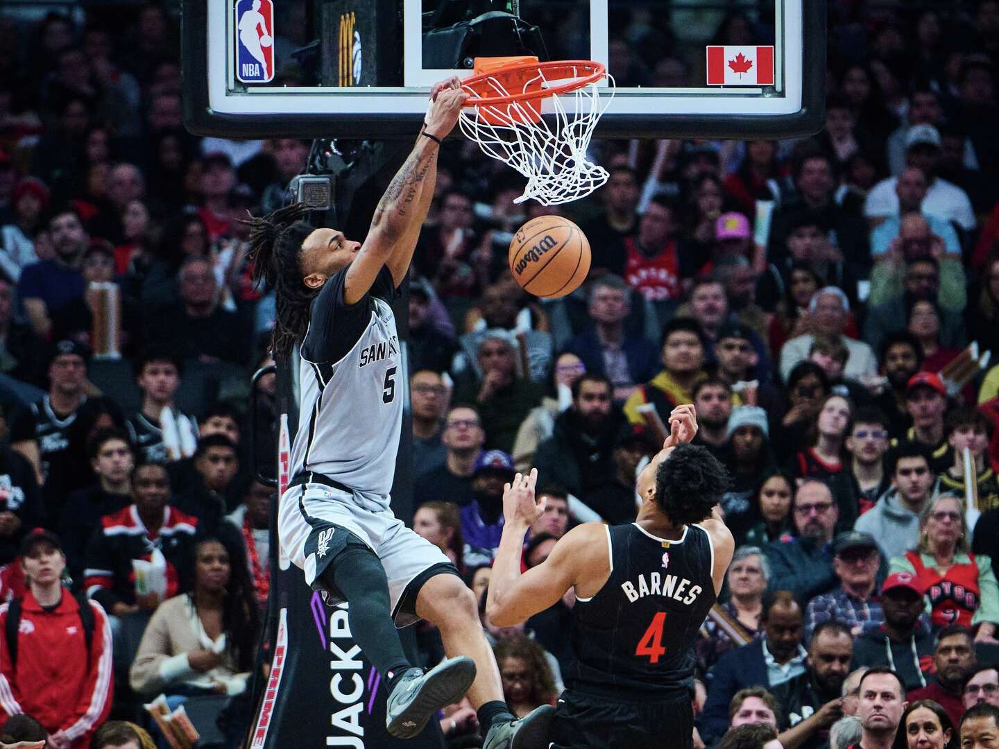 3 takeaways as Spurs overcome Wemby's off night to win 10th straight