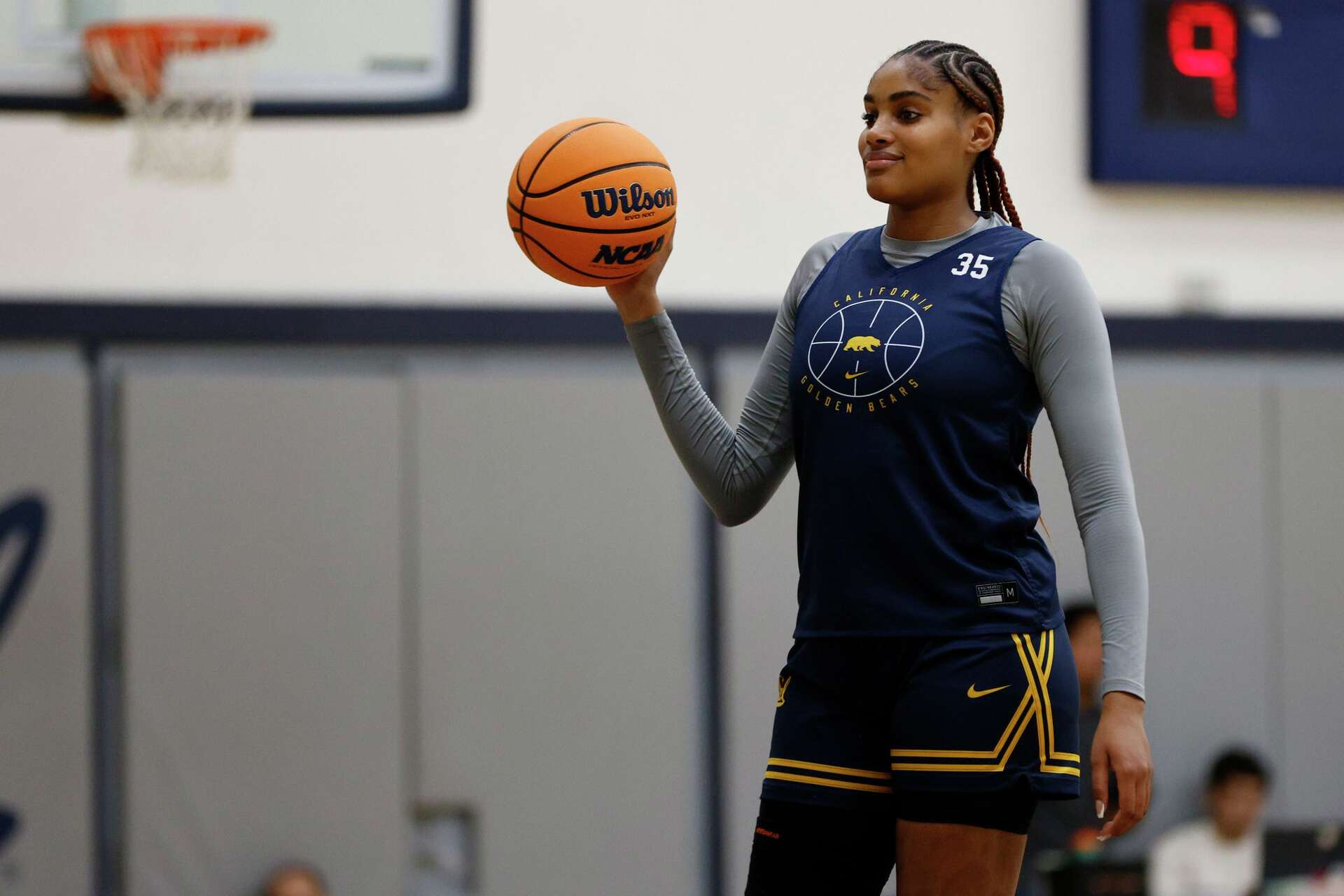 Sakima Walker came to Cal with a title ring. Now she’s the Bears’ rock