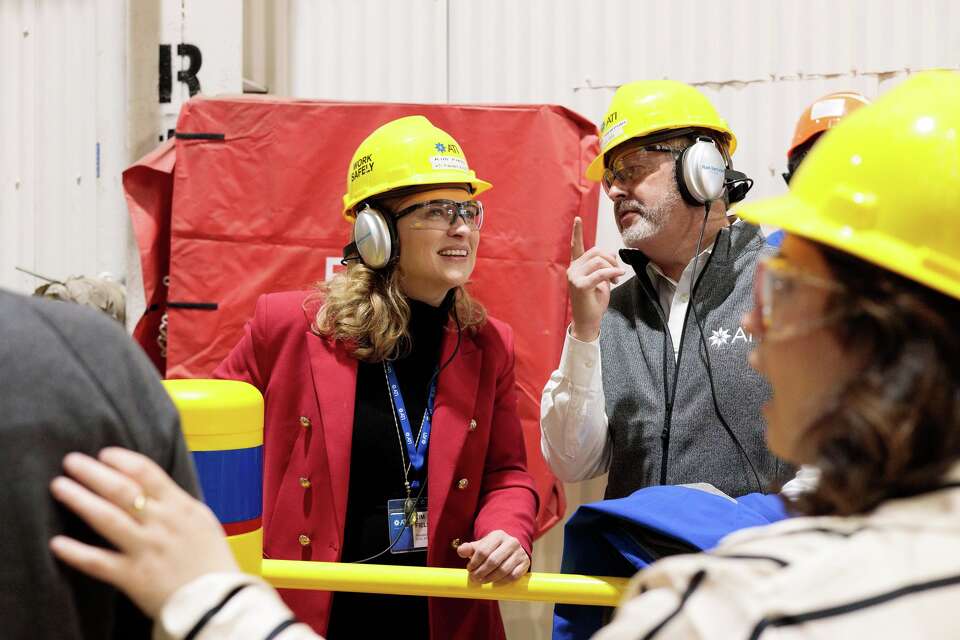 Engineer, CEO and single mom: ATI's Kimberly Fields forged a unique ...