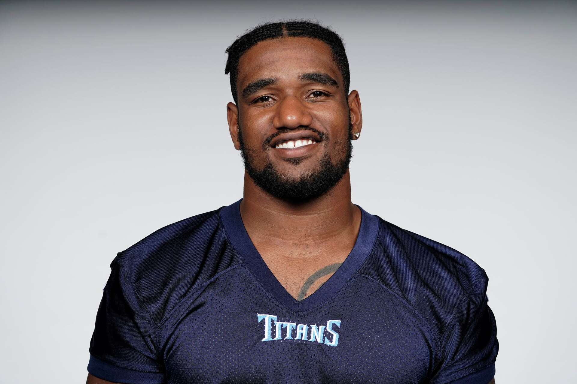 Falcons dismiss assistant coach LaTroy Lewis, who has been named a ...