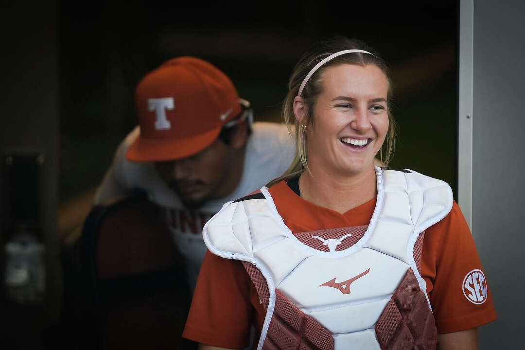 Teagan Kavan Texas Longhorns Ace Throws No Hitter Vs Incarnate Word