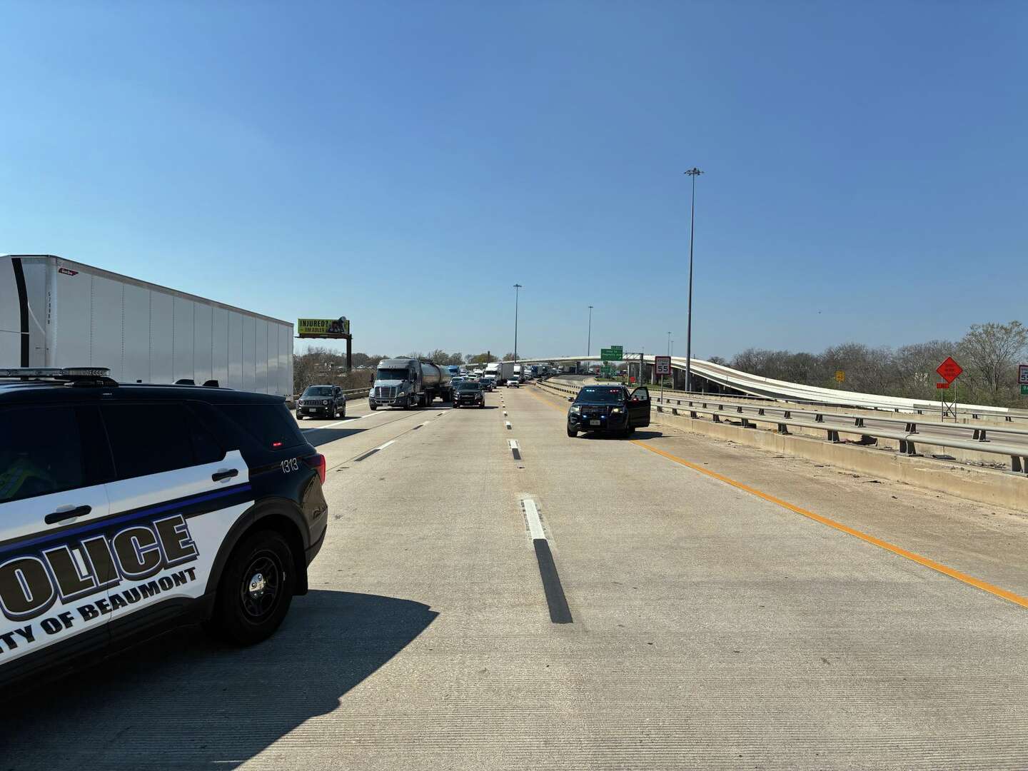 I-10 travel reopens after Purple Heart Bridge fatal crash, fallen sign