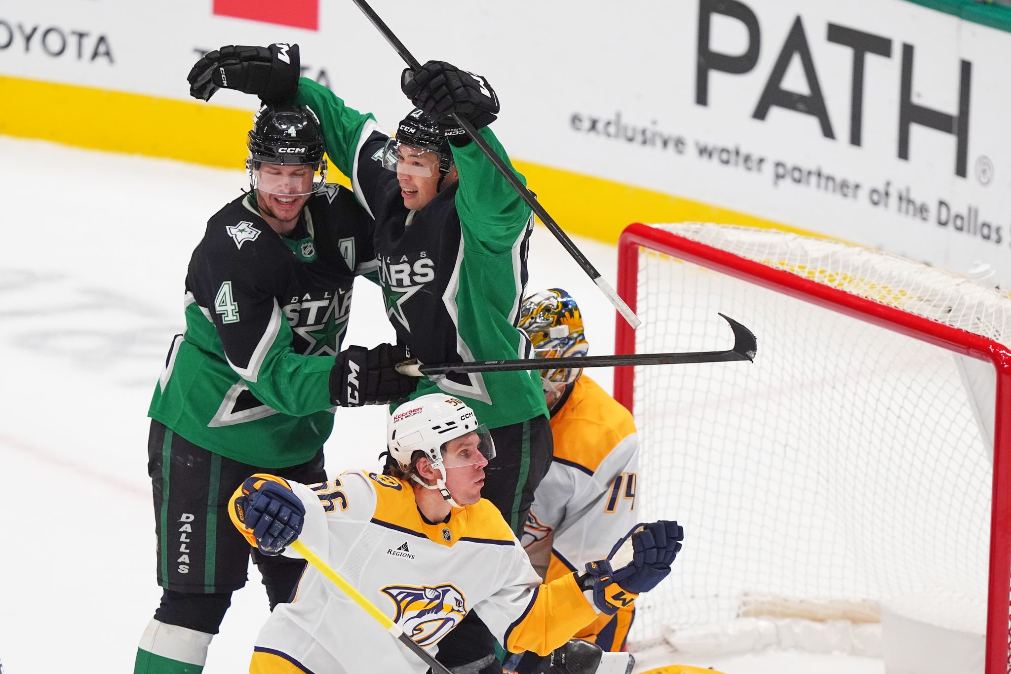 Stars down Predators in OT to tie franchise record for consecutive wins