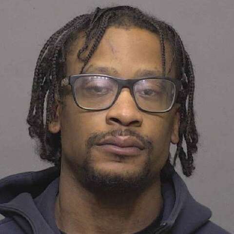 New Haven man caught with drugs after threatening person with gun: PD