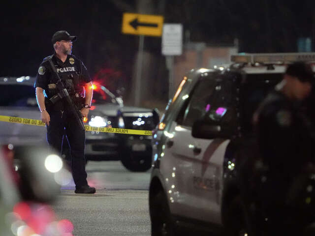 Shooting on Austin's 6th Street leaves 3 dead, 14 hurt