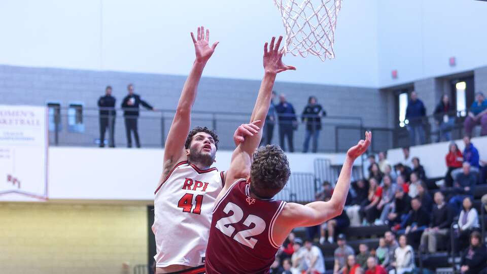 RPI men's basketball team loses to Vassar in Liberty League title game