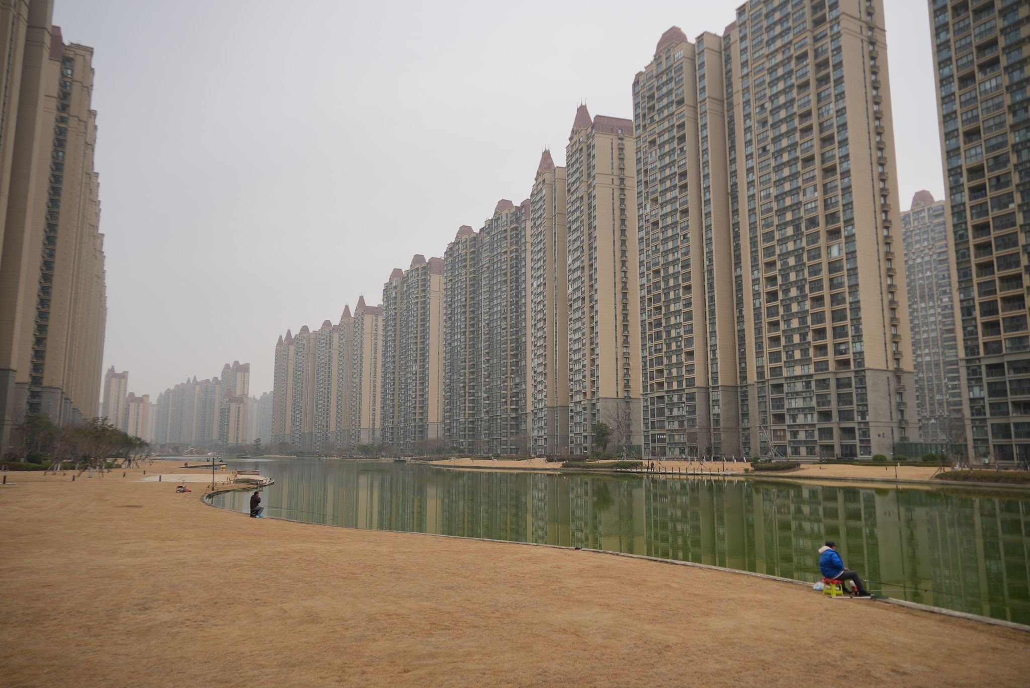 Photos show China's low-cost lifestyle in vast, semiabandoned housing ...