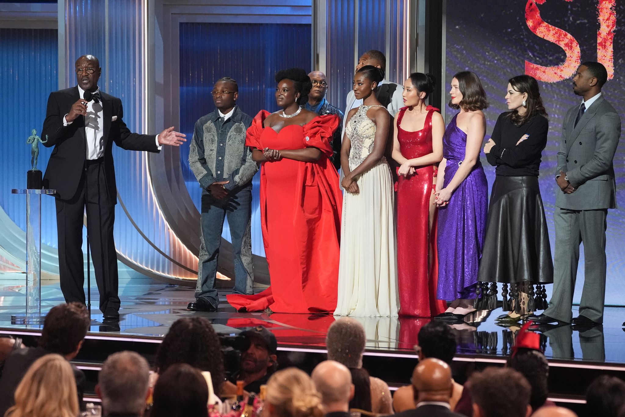 'Sinners' takes top prize at the Actor Awards, setting up an Oscar showdown
