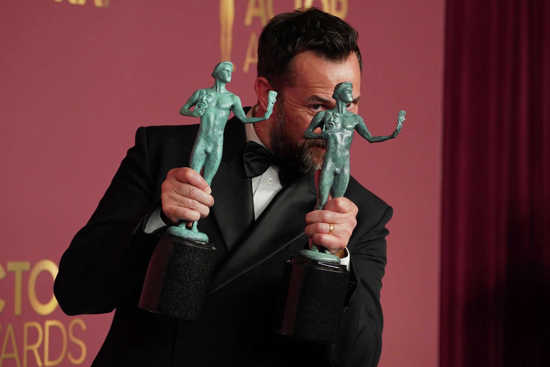 See top photos of stars on the 2026 Actor Awards red carpet and show