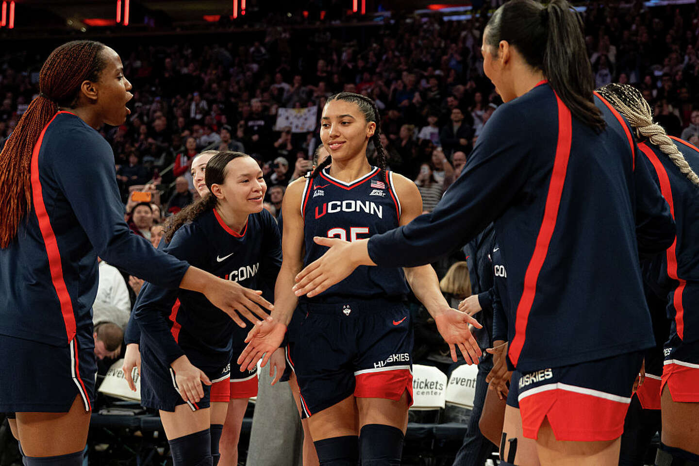 Azzi Fudd says UConn has 'more calmness' than last year's NCAA run