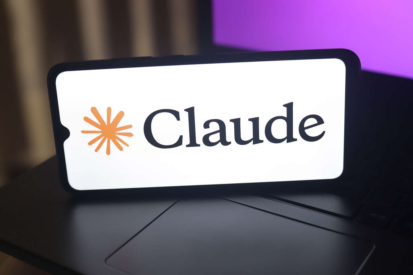 AI chatbot Claude's Monday morning outages resolved, Anthropic says