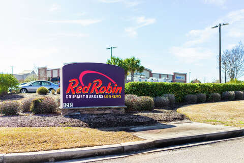 Red Robin potentially to close 20 restaurants by the end of 2026