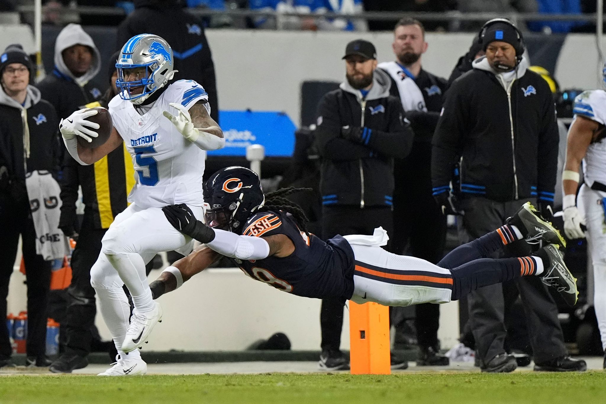 Lions trade Montgomery to Texans for Scruggs, 4th, 7th-round picks, AP ...