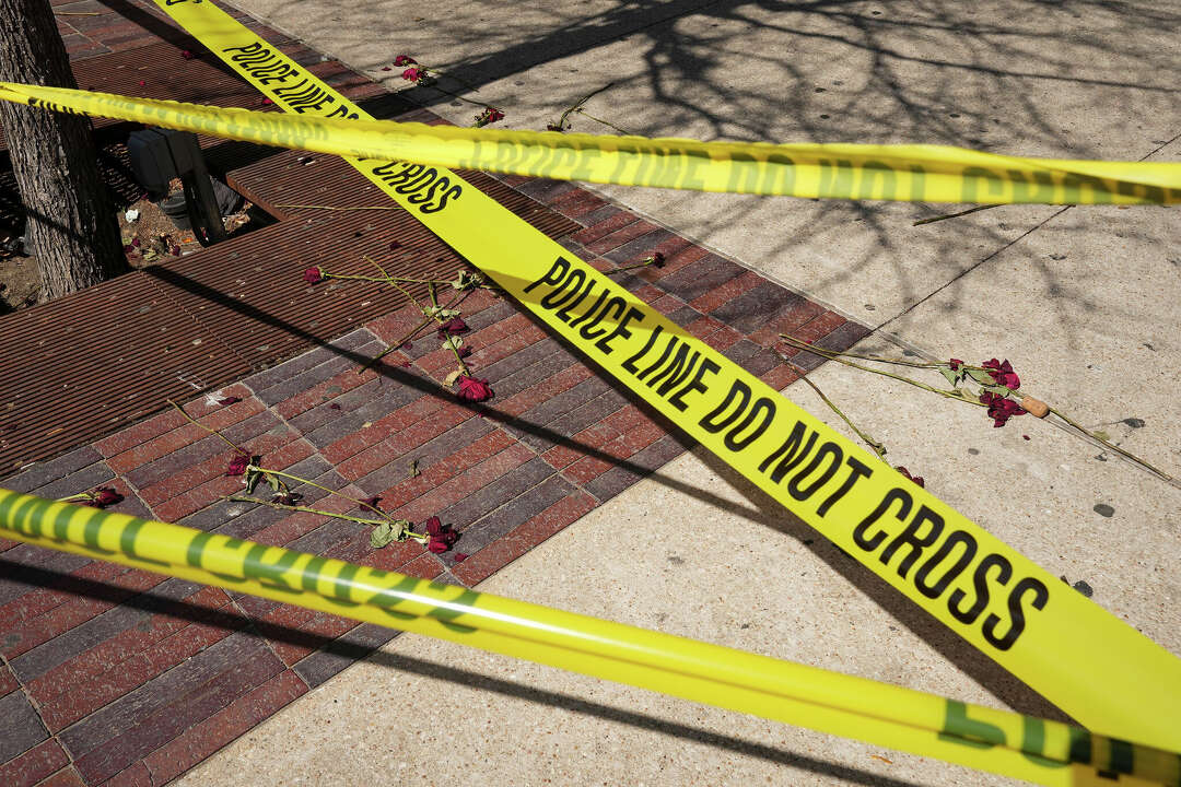 Death toll rises to 3 in Austin mass shooting on West 6th Street