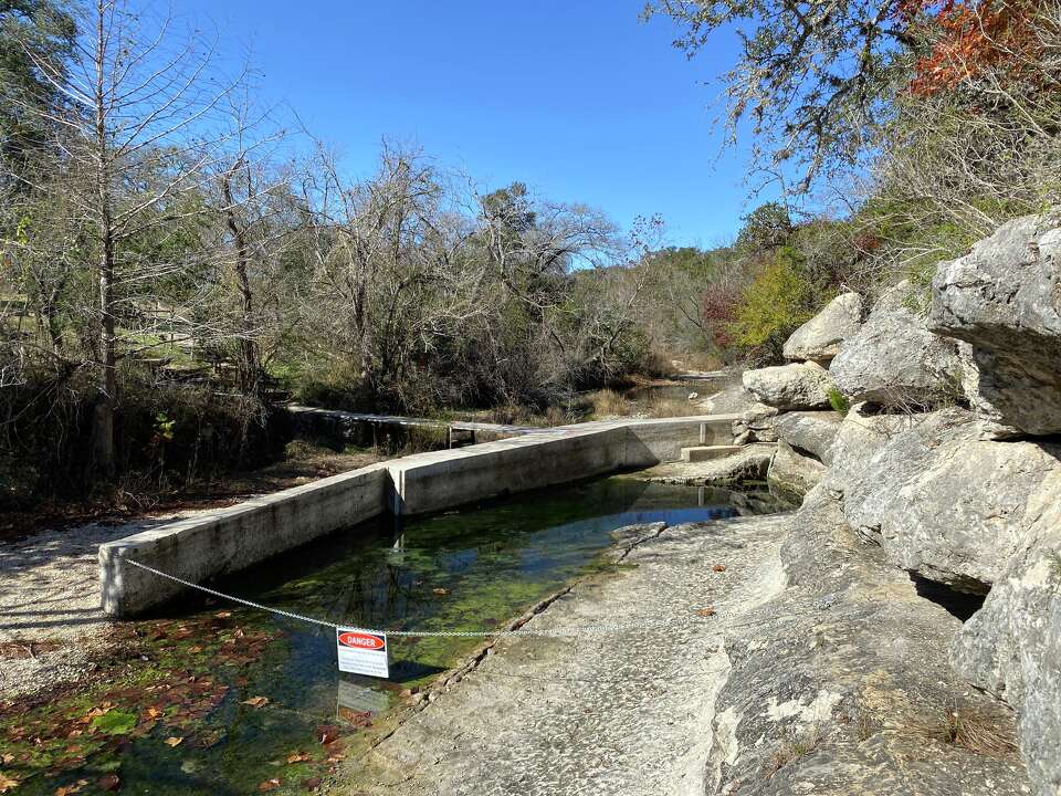 Jacob’s Well dry conditions spark outrage in Central Texas