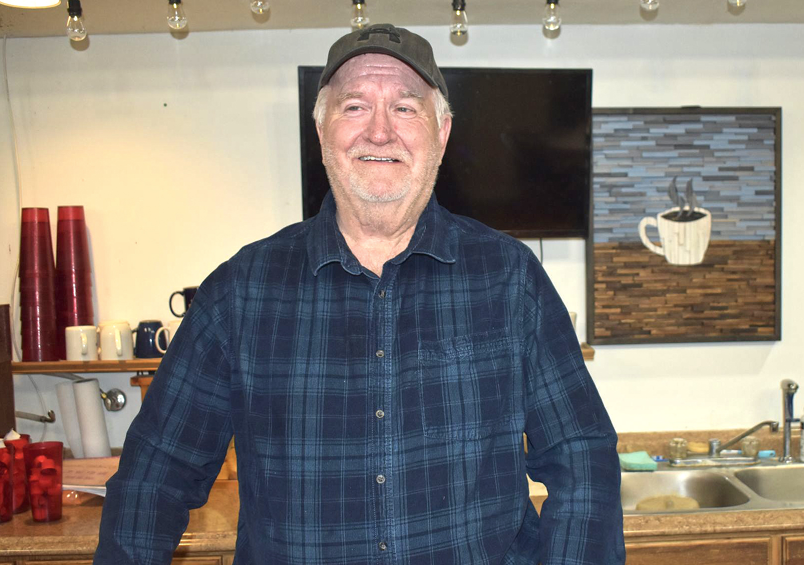 Kim's Place co-owner Brad Fellhauer named Community Champion
