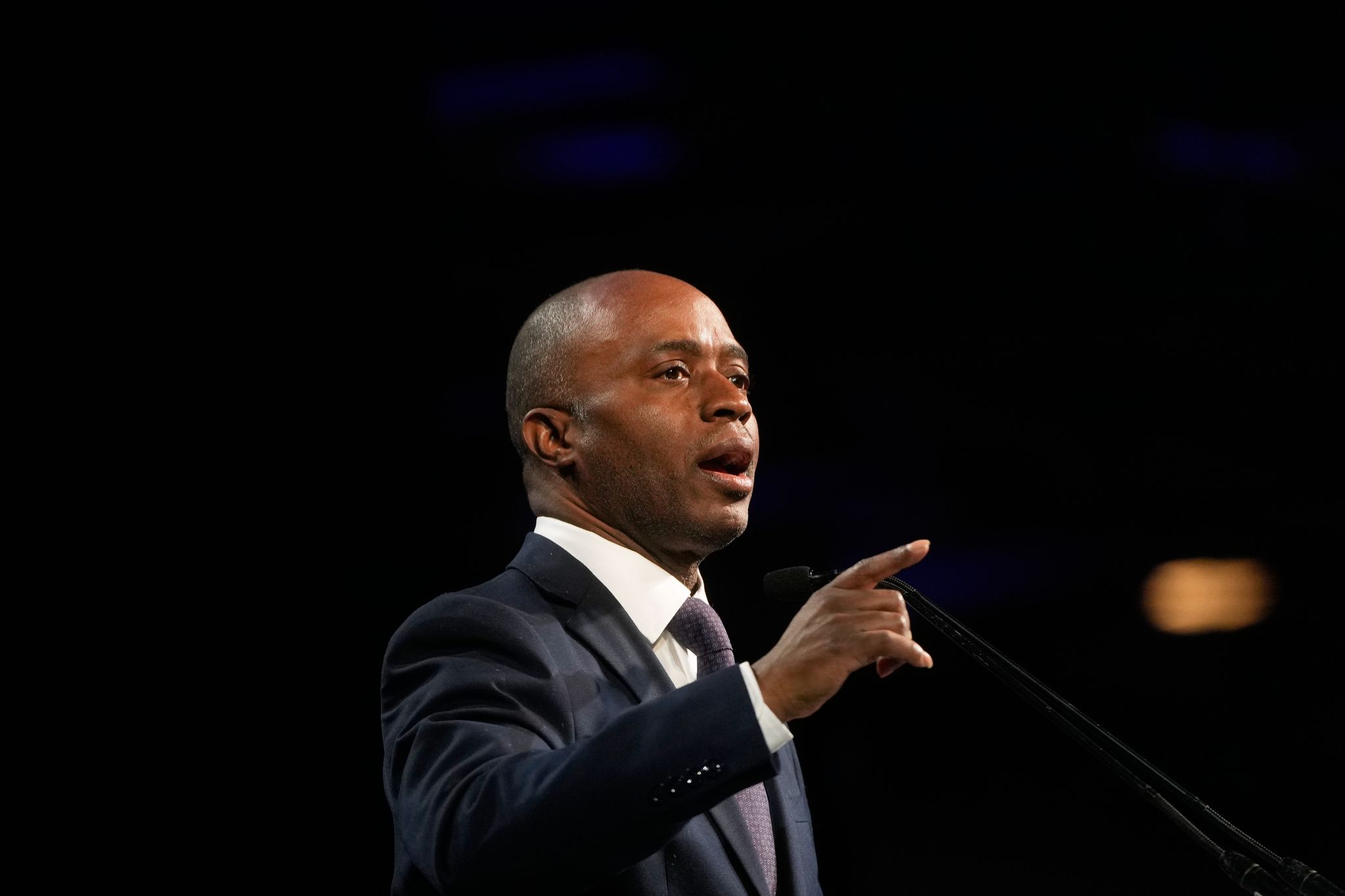 Fearing GOP upset, top California Democrat urges lagging candidates for ...