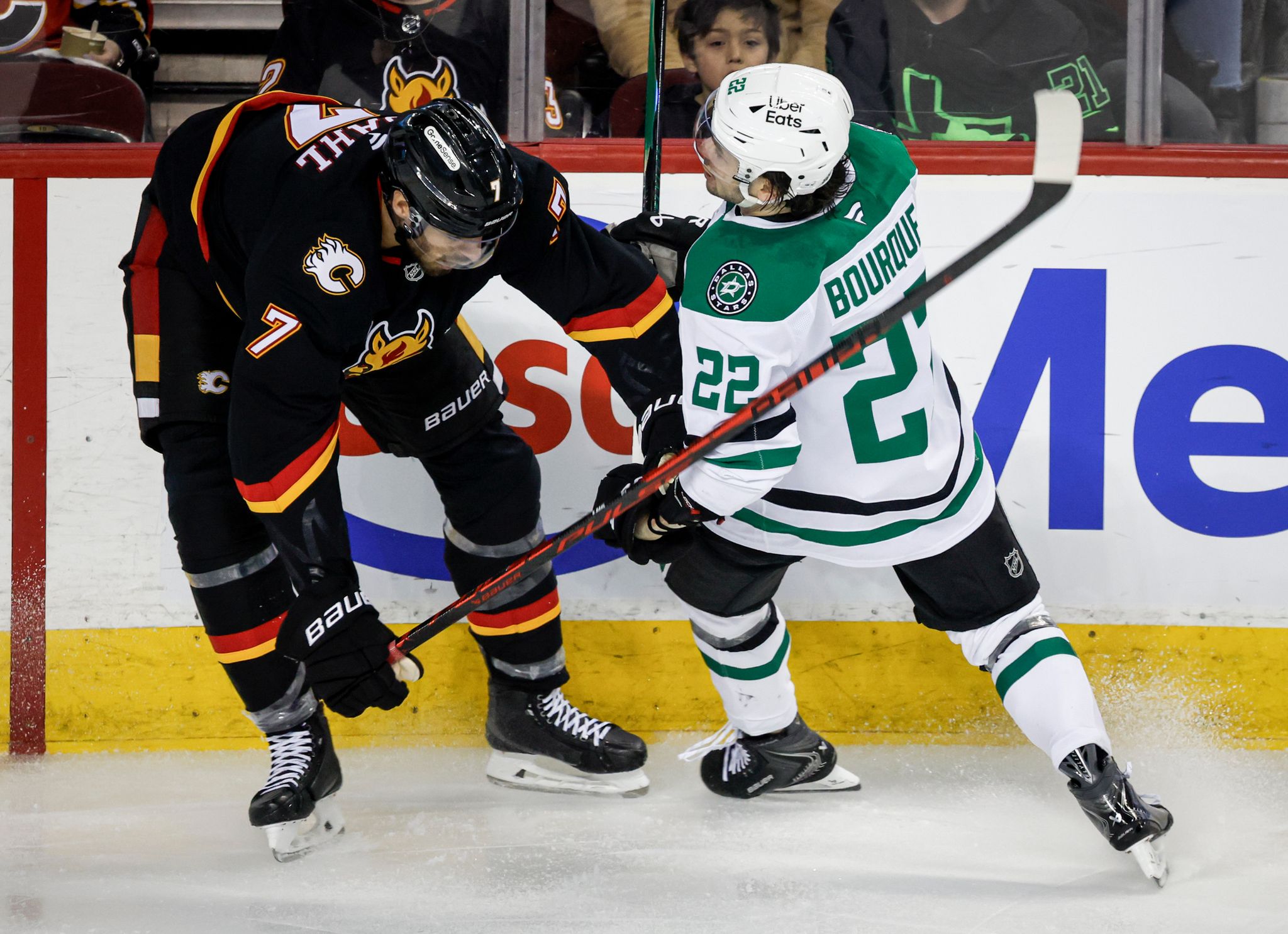 Stars extend franchise-record winning streak to 10 with 6-1 romp over ...