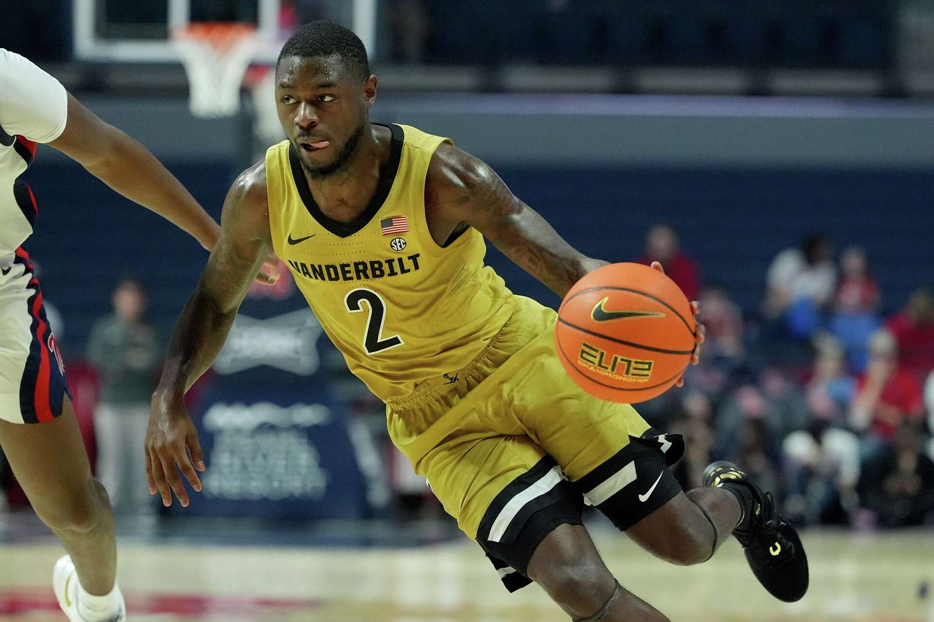 Tyler Tanner's big overtime leads No. 24 Vanderbilt past Mississippi, 89-86